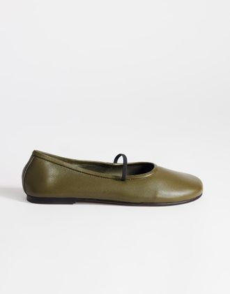 Topshop Bella ballerines en cuir &agrave; bout rond kaki-Vert