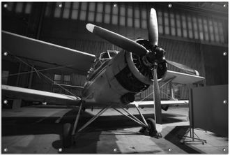 Wallario Outdoor-Poster f&uuml;r Garten oder Balkon Klassiker der Luftfahrt, Motivbanner Gr&ouml;&szlig;e: ca. 120 x 180 cm, Outdoor-Bild