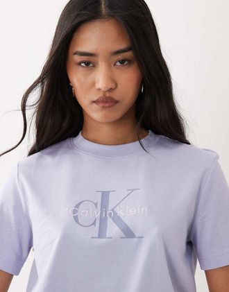 Calvin Klein Jeans T-shirt coupe carr&eacute;e &agrave; logo monogramme - Violet clair