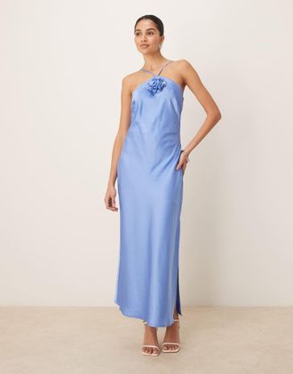 Vero Moda Robe longue en satin à encolure américaine avec corsage - Bleu Provence