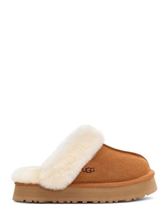 UGG Slipper & Pantoletten - Platform Slippers With Plush Shearling Collar And - Gr. 37 (EU) - in Braun - f&uuml;r Damen