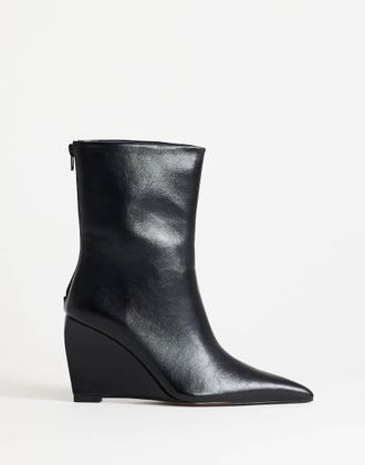 Topshop Kendrick Stiefelette mit geformtem Keilabsatz in Schwarz