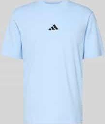 adidas T-Shirt mit Label-Detail