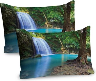 Abakuhaus Wald Kissenbezug Packung mit 2, Wasserfall Asien Thailand Dschungel Tropische Pflanzen Baum Touristenattraktion Foto, Dekorativer Gedruckter Kissenbez