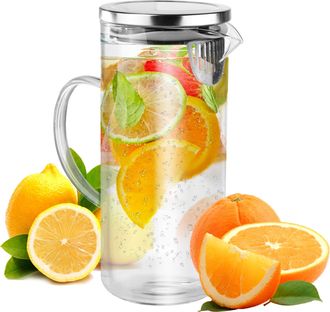 Oramics Kühlschrankkrug Glaskaraffe ca. 1,3 L mit Deckel Ausgießer und Sieb - Wasserkrug Saftkaraffe hitzebeständig transparent Ø ca. 10cm ca. 22cm hoch - Beh