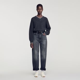 Sandro Pullover mit geflochtenem V-Kragen
