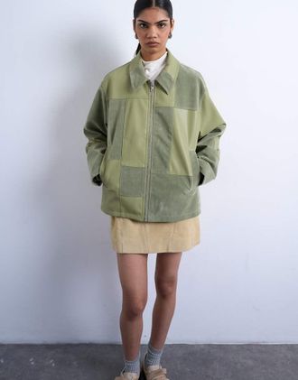 Topshop Patchworkjacke aus Wildlederimitat in Gr&uuml;n mit durchgehendem Rei&szlig;verschluss