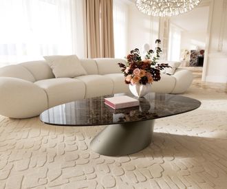DELIFE Couchtisch Edge Oval 140x75 cm Keramik Emperador Extra Lucidato Dunkelbraun Conis Metall Effektfinish Titan, Couchtische