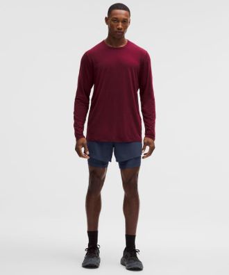 lululemon Perforated Lined Running Short 5 pour Hommes - Bleu - Taille 2XL