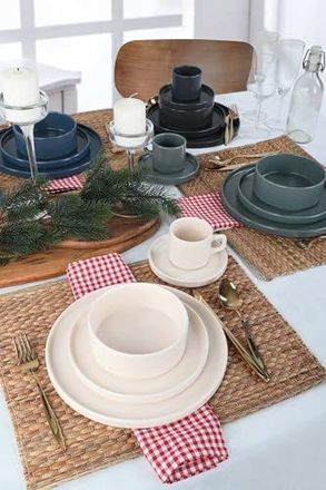 Hermia Elegant 20-Piece Ceramic Dinner Set, 100% Stoneware | Includes Service Plates, Bowls, Tea Cups & Saucers | Dishwasher & Microwave Safe, Perfect for An