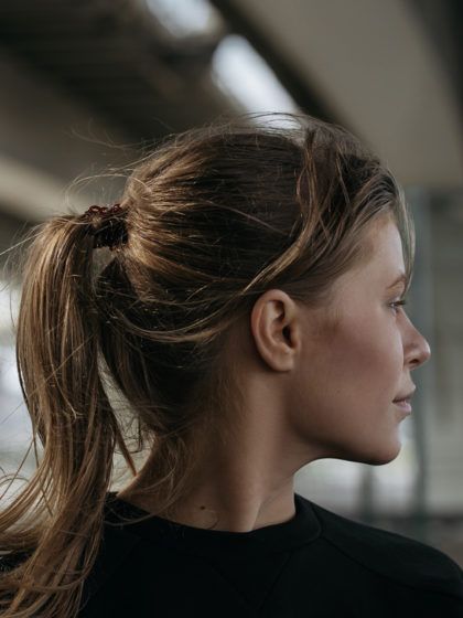 Mit diesem Trick können Spiral-Haargummis niemals ausleiern