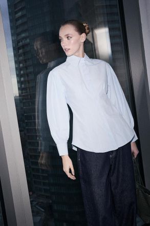 Trendyol Modest Damen Blau Einfarbig Lang Tailliert Modest Hemden