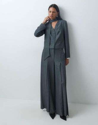 Vero Moda ensemble coordonn&eacute; pantalon de costume large &agrave; plis marqu&eacute;s gris