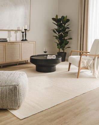 benuta Pure Wollteppich Rocco - Wei&szlig; 140x200 cm - Handgewebt - Rechteckig & im Style: Wolle, Uni, Boho, Hygge & Cozy, Minimalistisch - Pflegeleicht f&uuml;r Wohnz