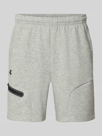 Under Armour Shorts mit Rei&szlig;verschlusstasche