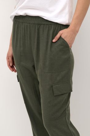 Kaffe Kaffe Damen Womens Cargo Pants Elastic Waist Cropped Length Regular Fit Elastic Cuffs Hose, Forest Night