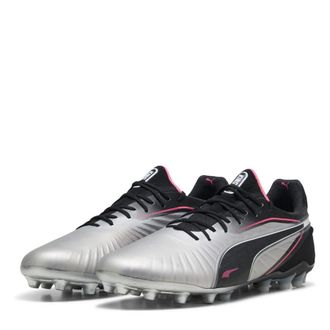 Puma King Ultimate Fu&szlig;ballschuhe mit festem Boden f&uuml;r Herren (Silber)