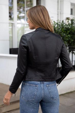 Lipsy Lederjacke Lipsy Kragenlose Jacke, Regular (1-St)