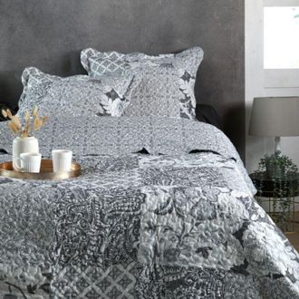 Lovely Casa Couvre lit boutis r&eacute;versible 260x240 avec 2 taies OCTAVIA