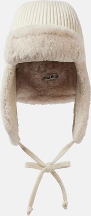 Miu Miu Mütze aus Wolle und Kaschmir mit Shearling