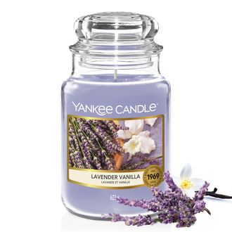 Yankee Candle Company Duftkerze im Glas (gro&szlig;) | Lavender Vanilla | Kerze mit langer Brenndauer bis zu 150 Stunden | Perfekte Geschenke f&uuml;r Frauen