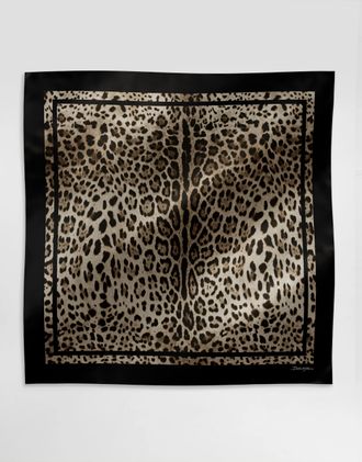 Dolce & Gabbana Tuch Aus Seidentwill Leoprint 90 X 90 - Frau Schals Und T&uuml;cher Drucken Onesize