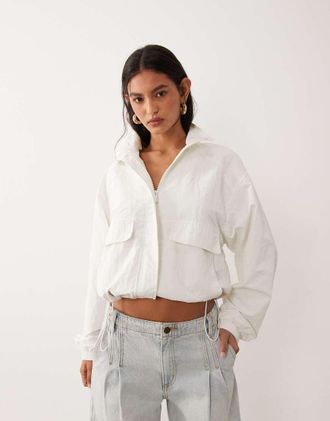 Cotton On Active Utility-Windbreaker in Cremewei&szlig;