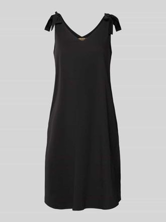 Smith & Soul Knielanges Kleid mit V-Ausschnitt