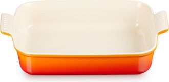 LE CREUSET Le Creuset Rechteckige Auflaufform Tradition aus Steinzeug, 32 cm, 2.31 kg, Ofenrot, 71102320900001