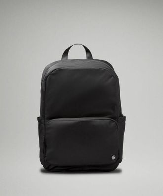 lululemon Everywhere Rucksack 22 L - Gr&ouml;&szlig;e 2 l in Black