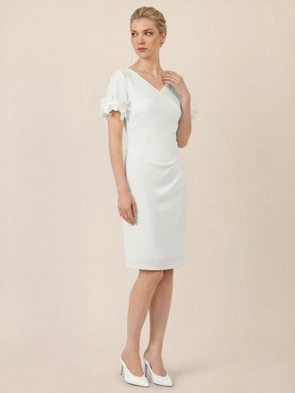 Apart Abendkleid mit floralen &Auml;rmeldetails