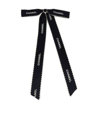 Chanel broche à design de noeud (années 1990-2000) - Noir