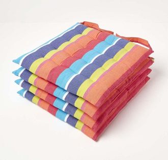 Homescapes Homescapes - Lot de 4 Galettes de chaise capitonn&eacute;e Rayures multicolores 40 x 40 cm