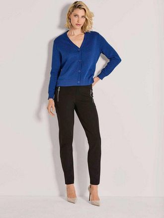 Madeleine Strickjacke Eleganter Cardigan mit V-Ausschnitt Jacke mit Noppenstruktur, Knopfleiste und Langarm