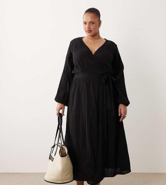 Esm&eacute;e Esm&eacute;e Curve - Lang&auml;rmliges Maxi-Strandkleid in Schwarz mit gewickelter Vorderseite
