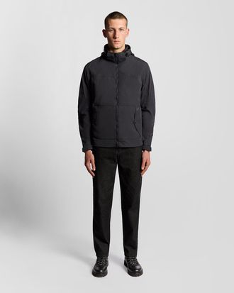 Lyle & Scott Stow Away Jacke in Schwarz