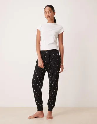 Polo Ralph Lauren Liquid Cotton - Lounge-Jogginghose in Schwarz mit All-over-Markenlogo, Kombiteil
