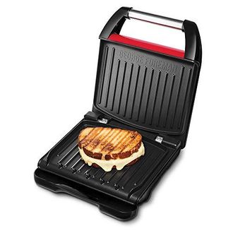 George Foreman Barbecue Grill &eacute;lectrique Multifonction & &agrave; panini / sandwich, [Plaques antiadh&eacute;sives - 3 Portions] Compact Rouge (viande, poisson et l&eacute;gumes, R&eacute;duit 