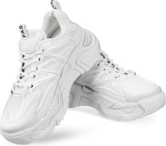 Yardwe Womens Chunky Sneakers with Thick Non-Slip Soles Fashion Athletic Shoes Comfortable Lace-up Design