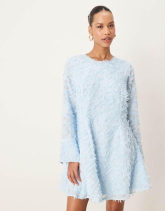 Vila Robe courte effet plume à manches longues - Bleu pastel