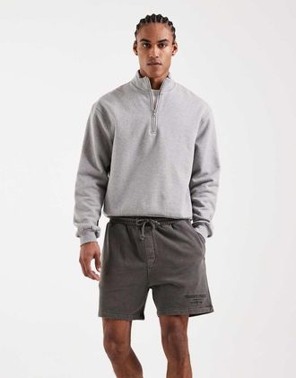 Tommy Jeans New Classics - Shorts in verwaschenem Schwarz
