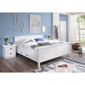 Maison Belfort home24 Massivholzbett 180 x 200cm Korpus: Massivholz Kiefer, lackiert Griffe: Metall, brüniert Weiß/Kiefer Weiß Kiefer