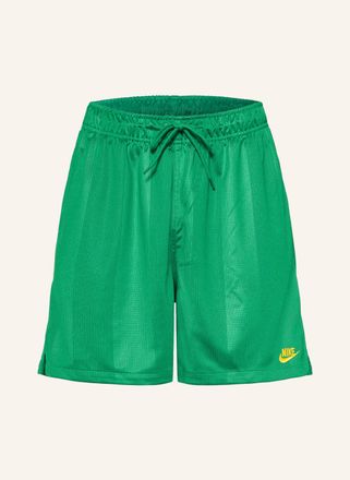 Nike Shorts Club Flow gruen