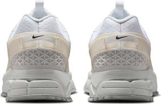 Nike Zoom Vomero Roam Sneakers - White