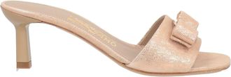 Ferragamo SCHUHE - Sandalen auf YOOX.COM