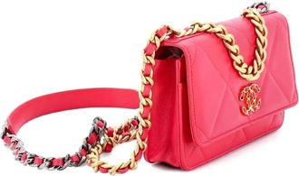 Chanel 19 Wallet on Chain Quilted Goatskin crossbody bag - Rosa