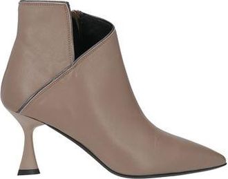 Isabelle Paris CHAUSSURES - Bottines sur YOOX.COM