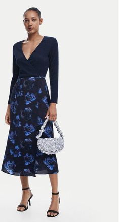 Desigual Kleid für den Alltag Filadelfia 24WWVW37 Dunkelblau Regular Fit