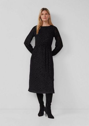 s.Oliver Midikleid Kleid Midi-Samtkleid mit U-Boot-Ausschnitt