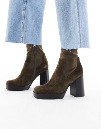 Aldo Seraphica - Kn&ouml;chelhohe Sock-Boots aus Leder in Braun mit hohem Blockabsatz